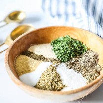 The BEST Italian Dressing Mix - Easy Family Recipes