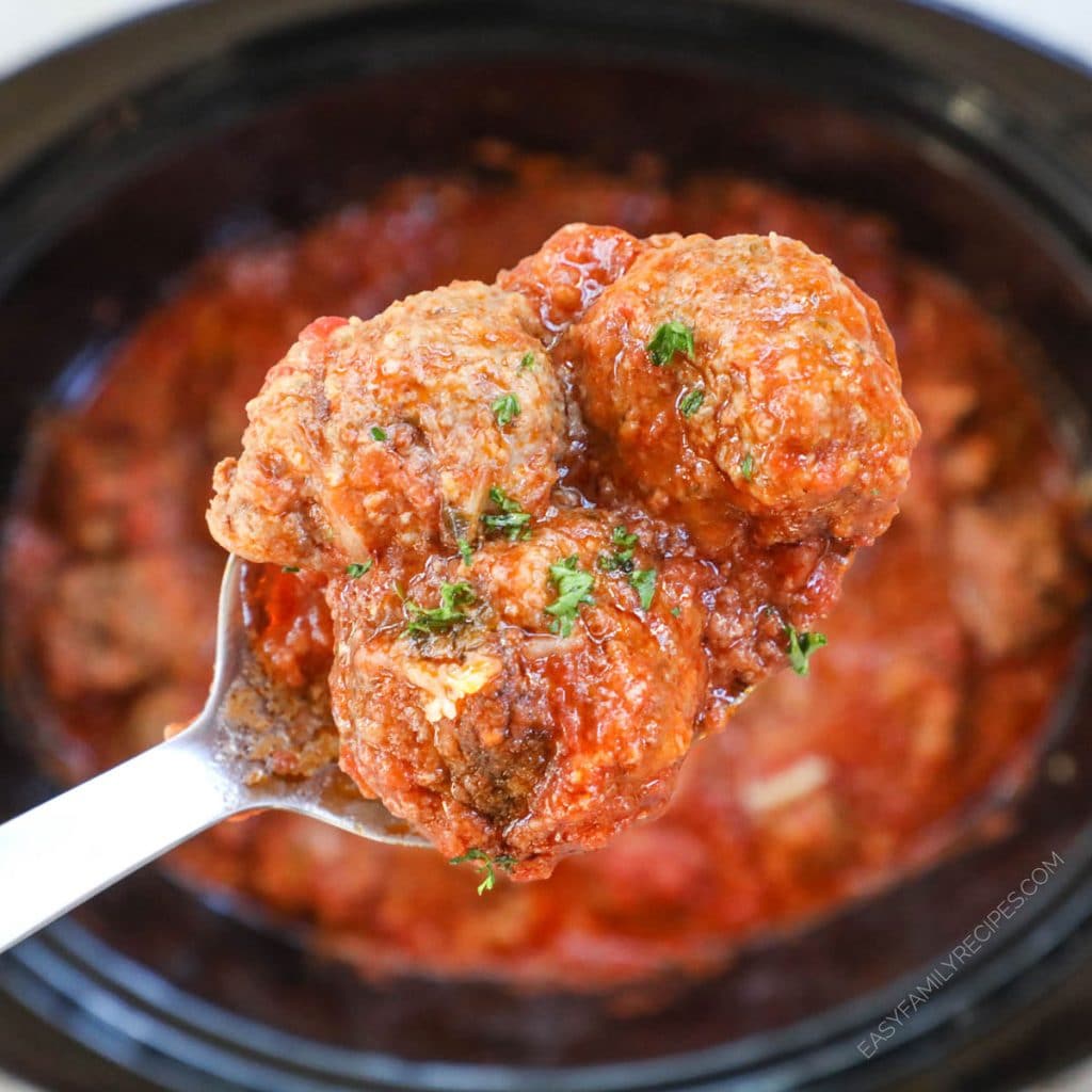 Crock Pot Meatballs in Marinara Sauce · Easy Family Recipes