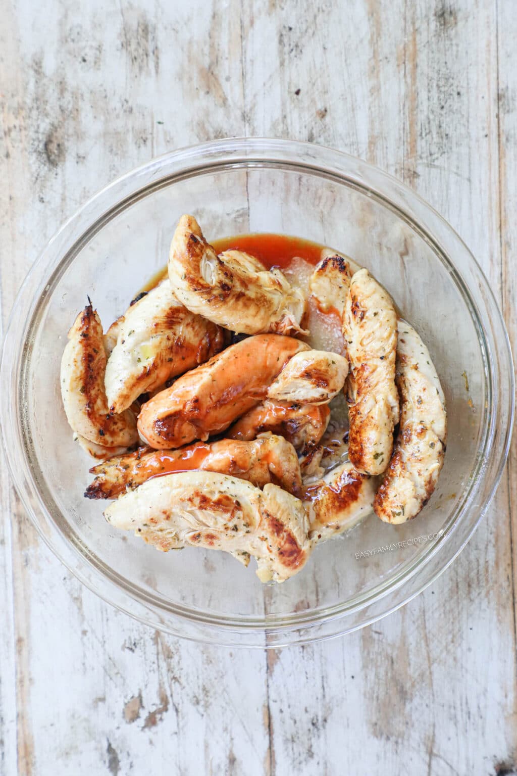 Saucy Buffalo Chicken Tenders {No breading} · Easy Family Recipes