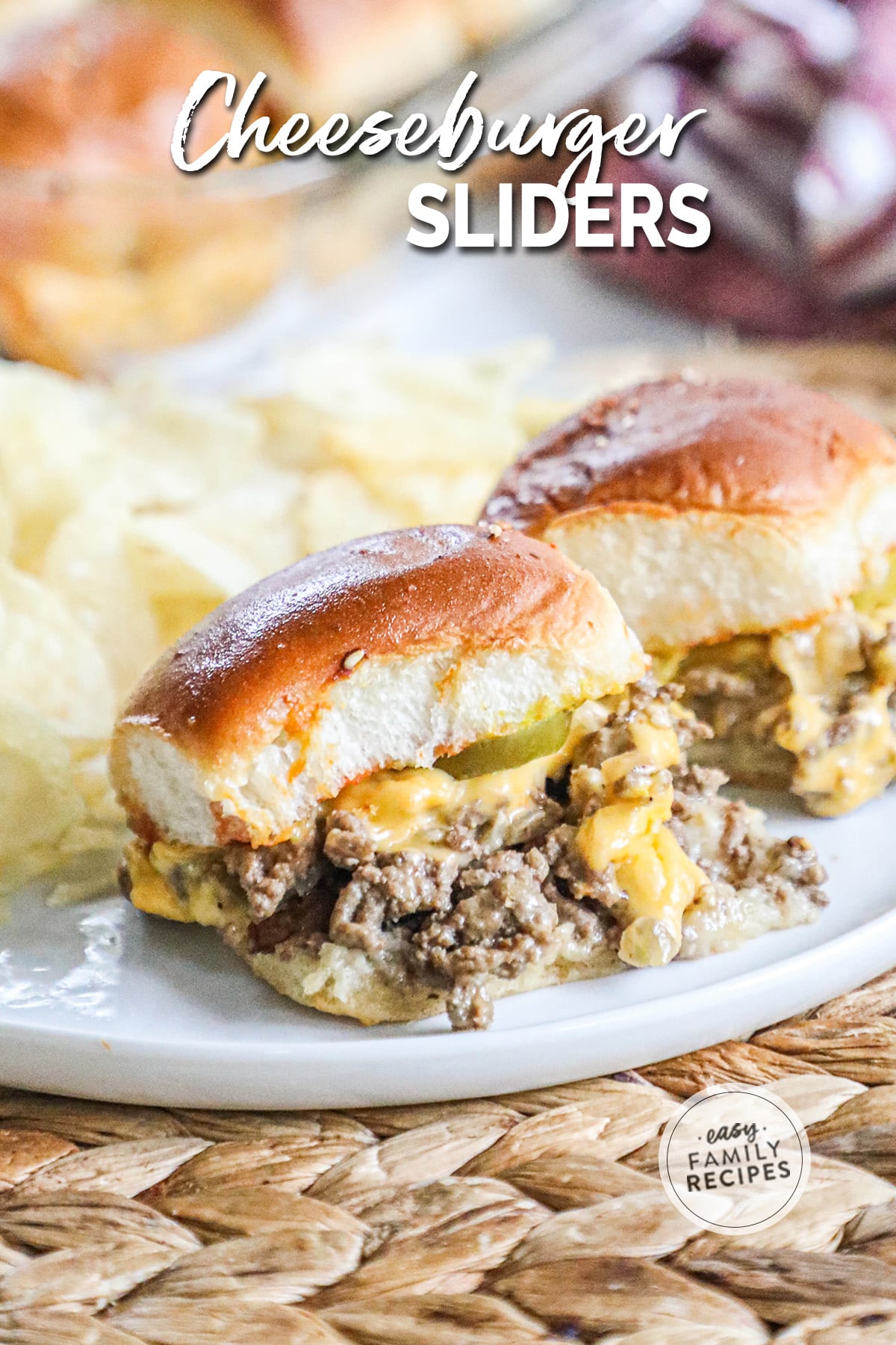 Hawaiian Roll Cheeseburger Sliders · Easy Family Recipes