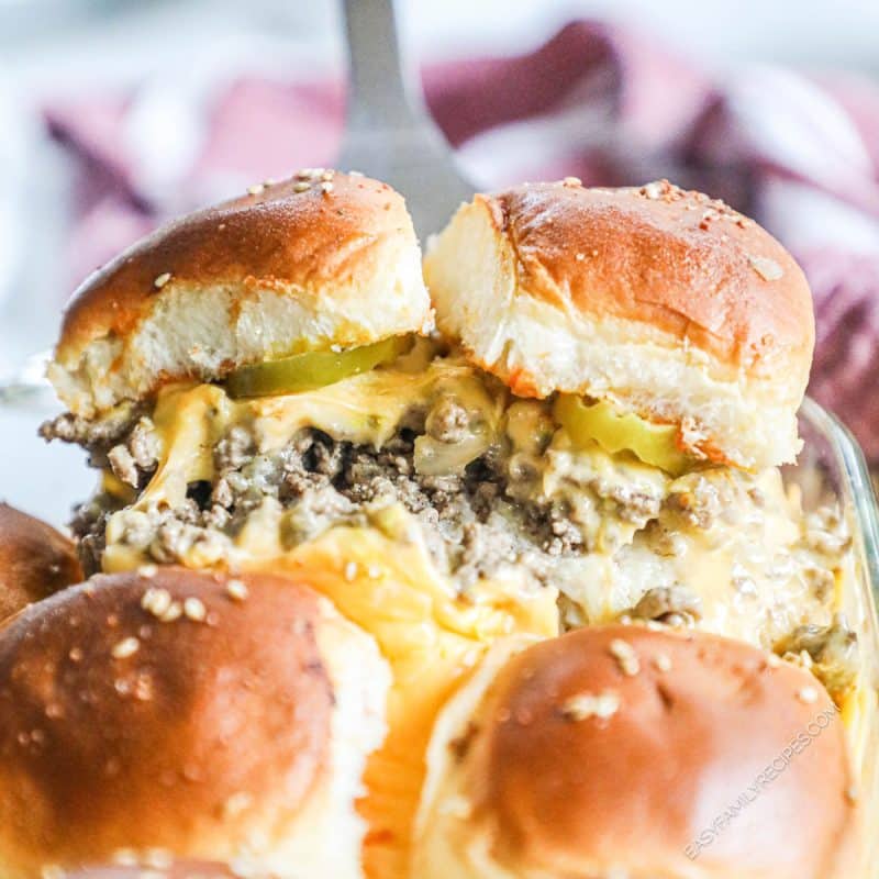 Hawaiian Roll Cheeseburger Sliders · Easy Family Recipes