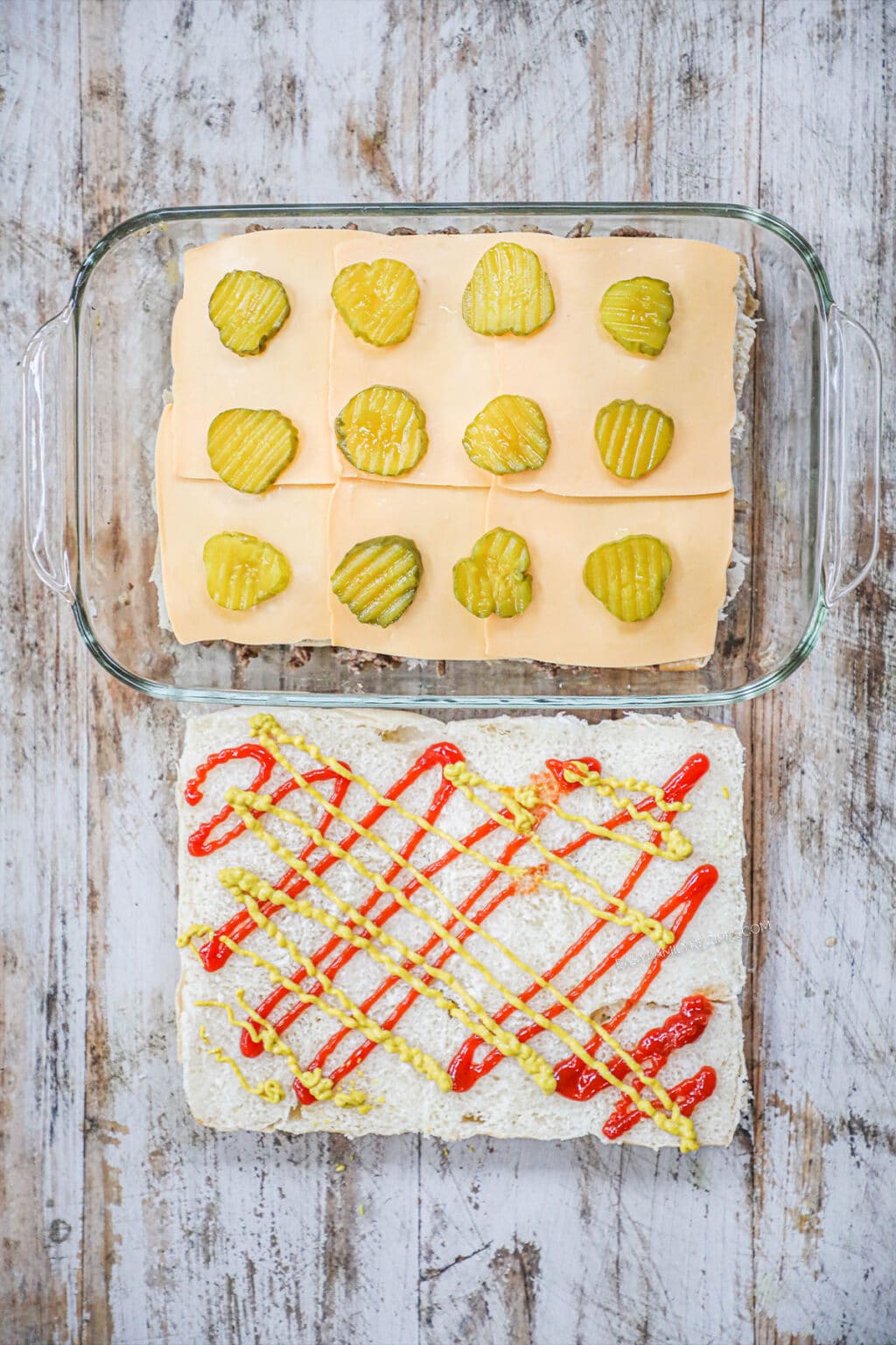 Hawaiian Roll Cheeseburger Sliders · Easy Family Recipes