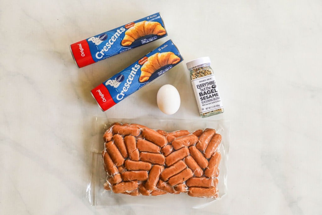 Mini Pigs in a Blanket · Easy Family Recipes