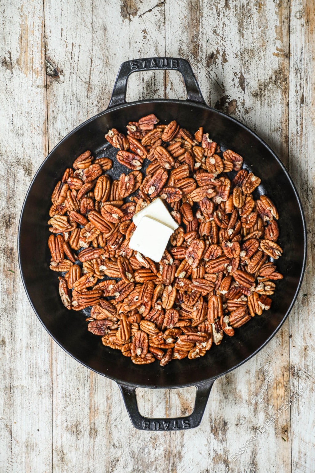 Sweet and Spicy Pecans · Easy Family Recipes