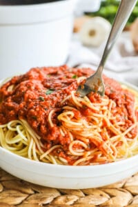Spaghetti Marinara · Easy Family Recipes