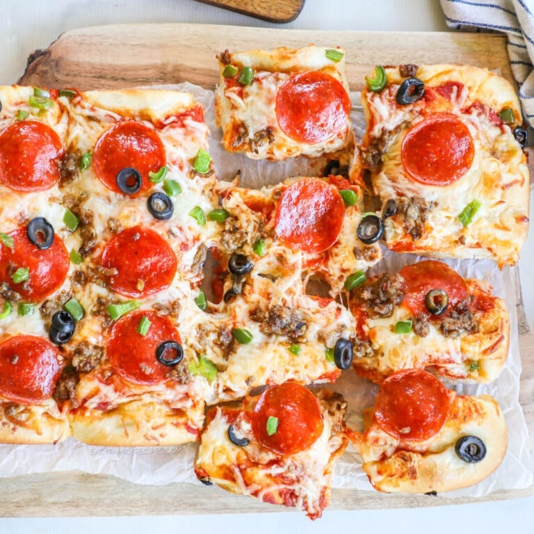 Pull Apart Pizza Bread · Easy Family Recipes