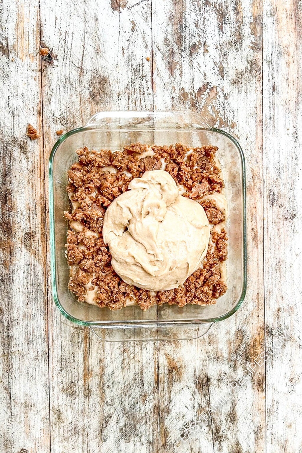 Cinnamon Crumble Coffee Cake · Easy Family Recipes